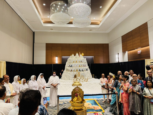 A radiant odyssey of Jain dharma illuminates Chicago
